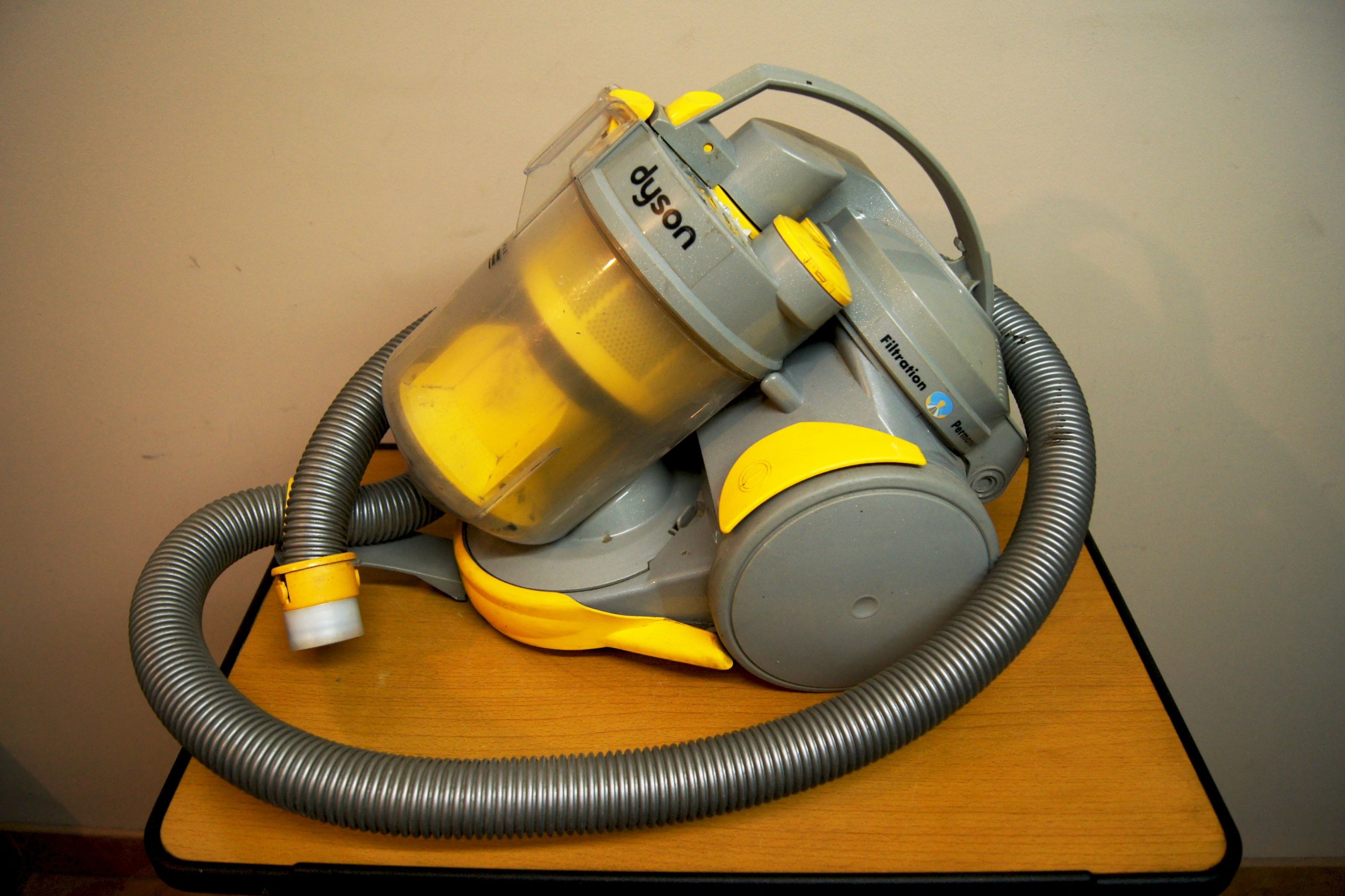 Odkurzacz DYSON DC 05 - 7266063403 - oficjalne archiwum allegro