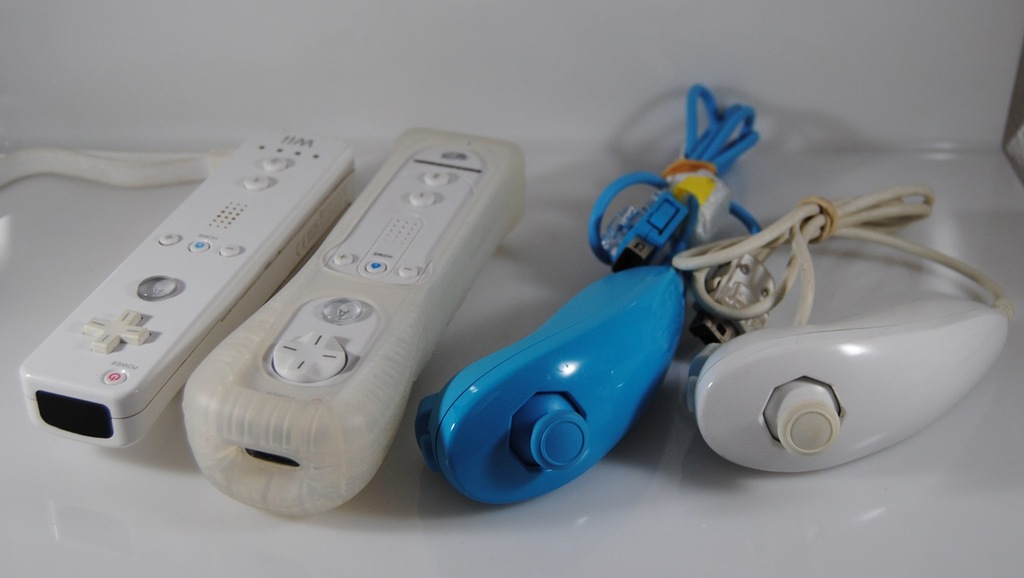 Konsola Nintendo WII RVL-101 (EUR) - 7646812324 - oficjalne archiwum ...