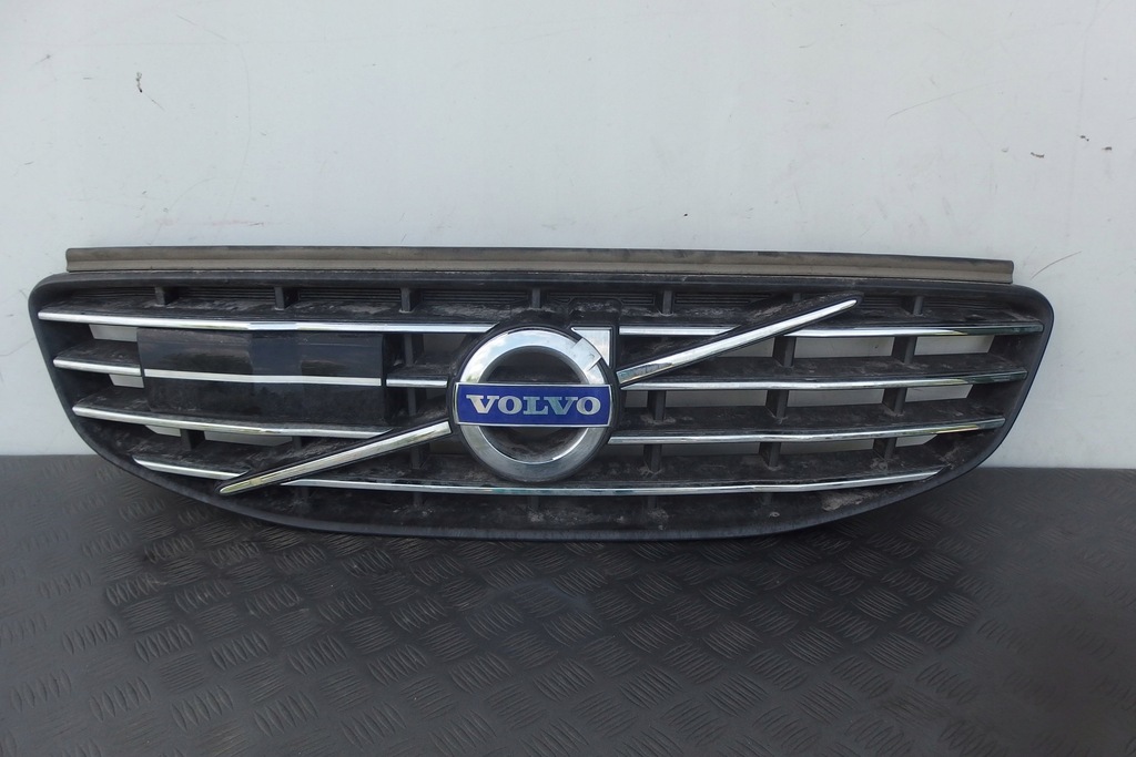 VOLVO XC60 LIFT 13-17 GRILL ATRAPA RADAR 31333833 - 6895143890 ...
