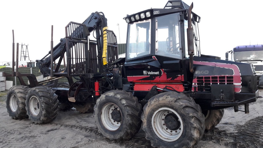 Forwarder Valmet 840 - 7071342700 - oficjalne archiwum Allegro
