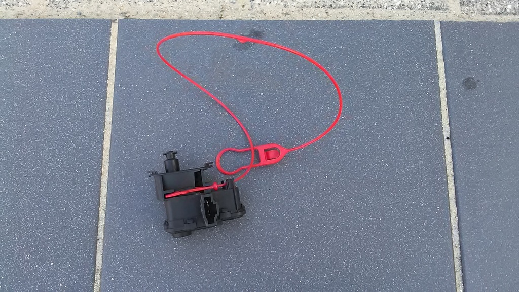 Zamek klapki wlewu paliwa AUDI VW 8K0.862.153.H - 6980289318 ...