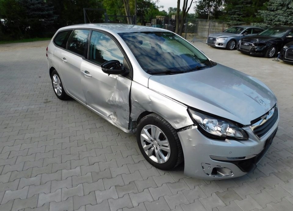 Peugeot 308 T8 - 7608276477 - oficjalne archiwum Allegro