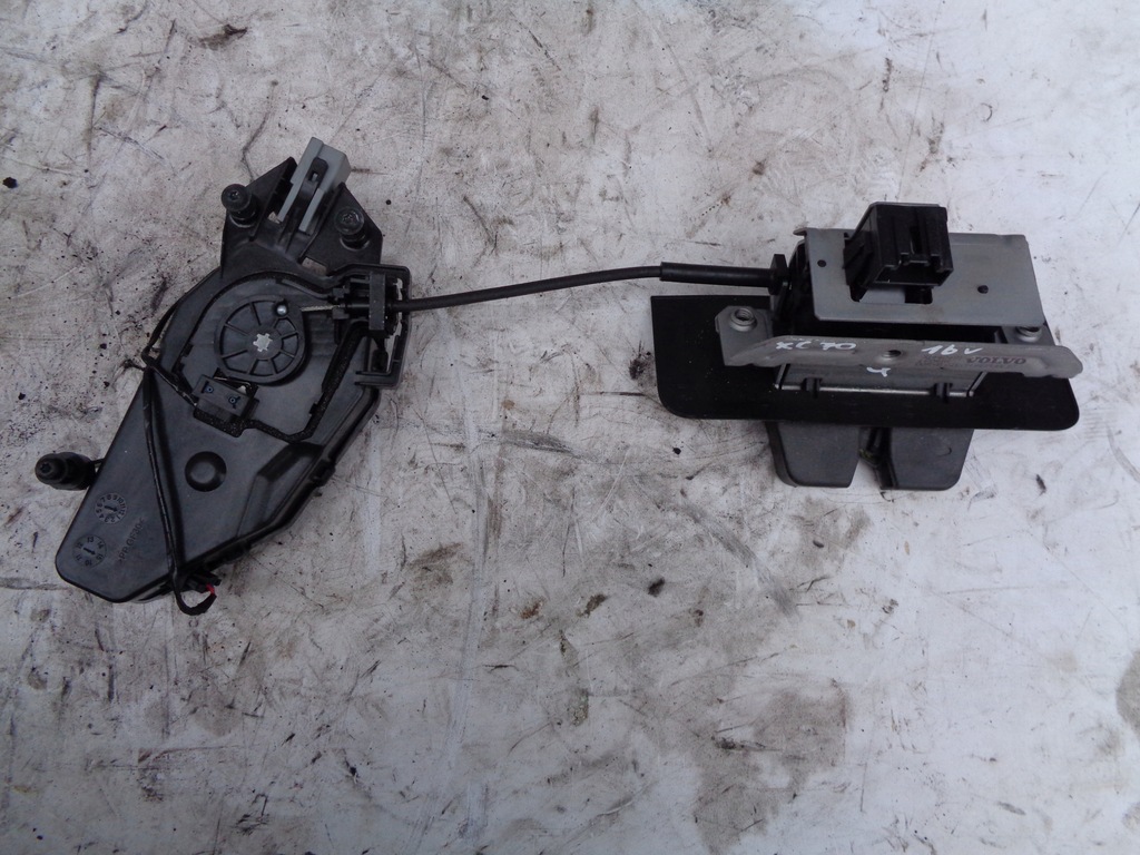 VOLVO XC70 V70 ZAMEK KLAPY TYLNEJ 31440491 - 7681047481 - oficjalne ...