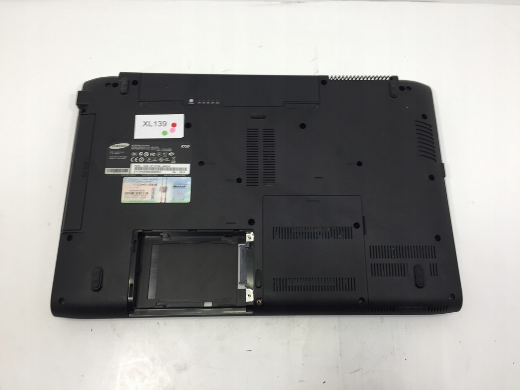 SAMSUNG NP-R730 INTEL P 2x2.2GHz 4GB 17,3'' XL139 - 7724623210 ...