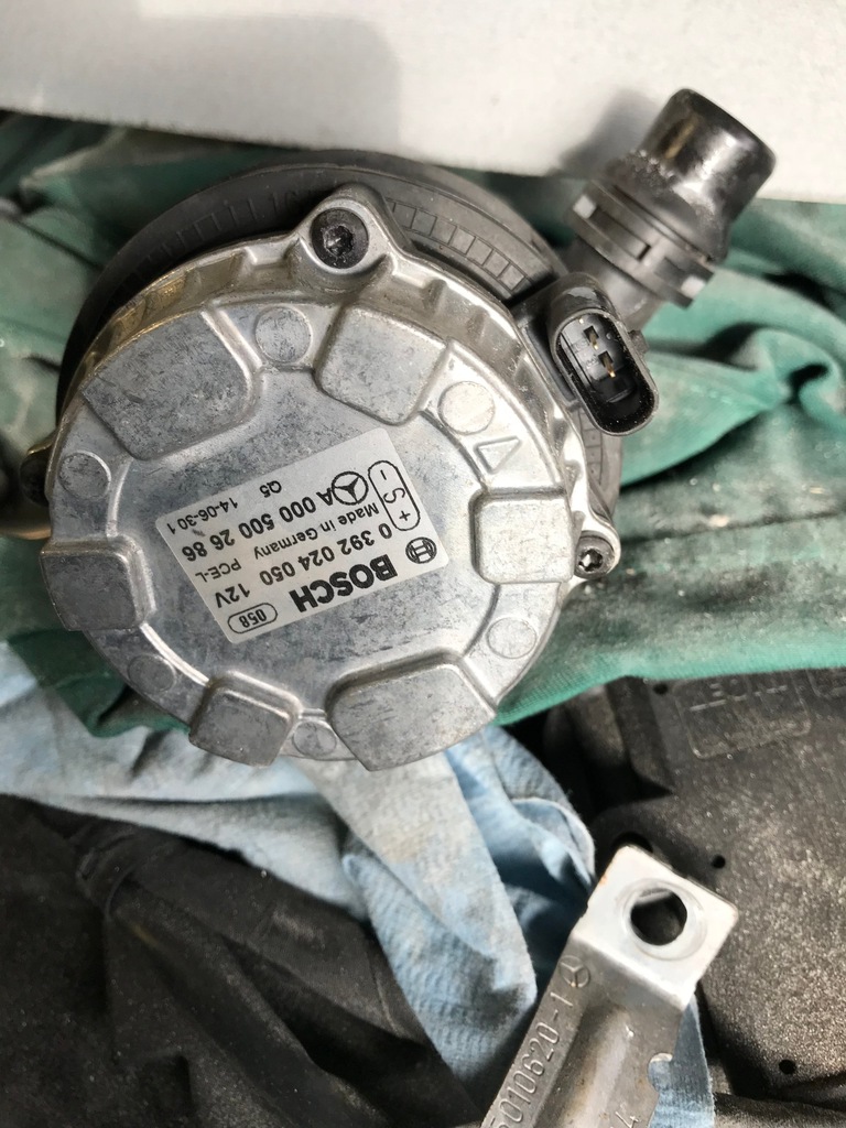 Pompa obiegowa 0392024050 Mercedes w205 w222 glc - 7168122998 ...