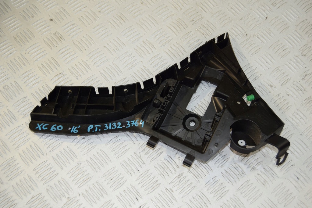 ŚLIZG ZDERZAKA PRAWY TYŁ VOLVO XC60 XC 60 LIFT - 7424046669 - oficjalne ...