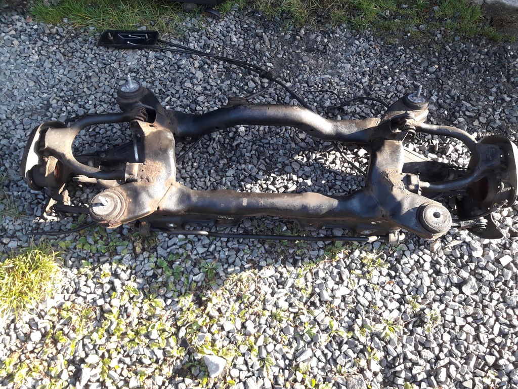 VW PASSAT B5 4 MOTION BELKA KOŁYSKA TYLNA - 7526277268 - oficjalne ...