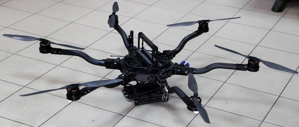 Dron Alta 6 + aparat sterujący + zasilanie - 7397206296 - oficjalne ...