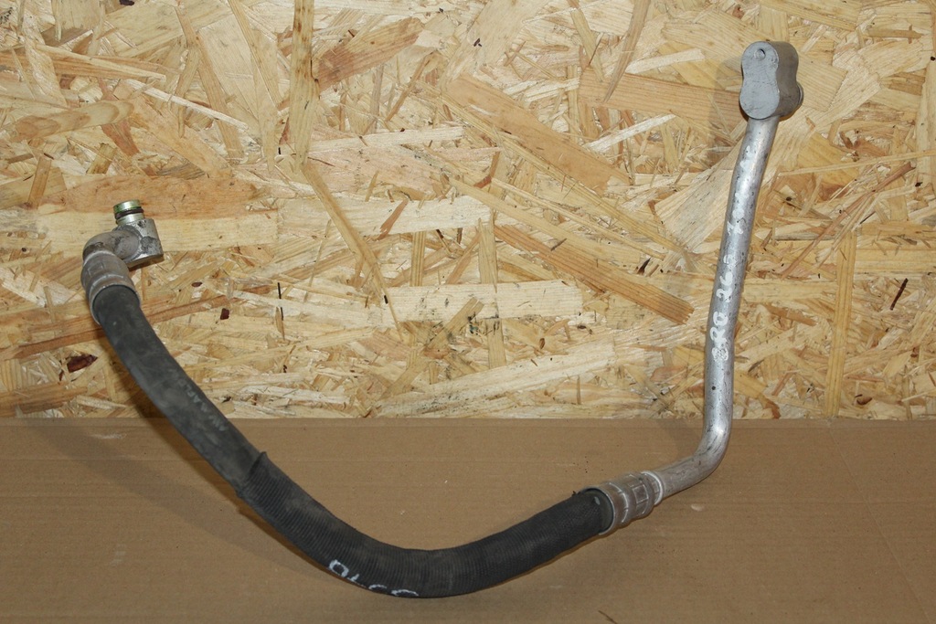 PRZEWÓD KLIMATYZACJI AUDI Q5 2.0TDI 8R0260701AC - 7384088941 ...