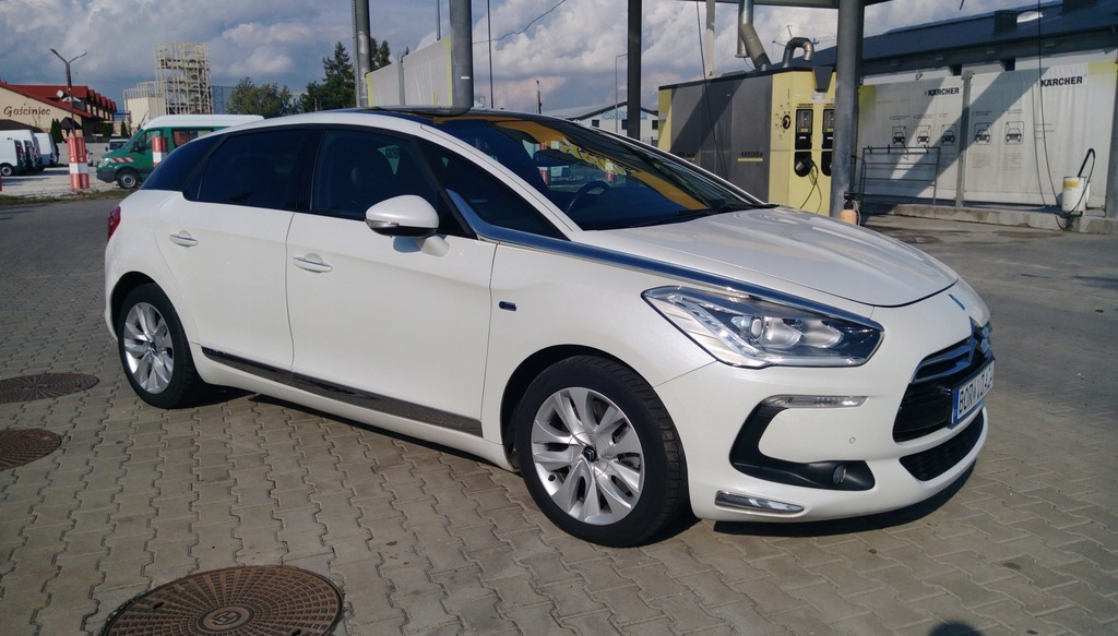 Citroen ds5 hybryda 2.0 hdi 4x4 163KM - 7588300873 - oficjalne archiwum Allegro