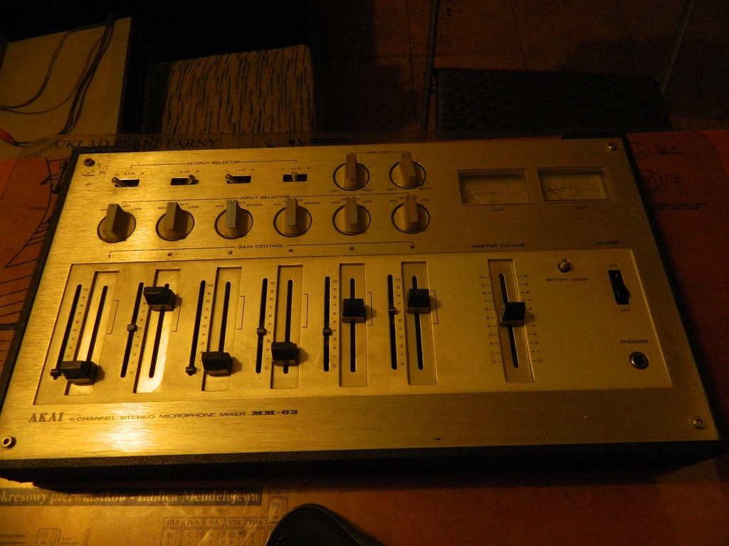 AKAI 6 CHANNEL MIXER MM-62 - 7159232826 - oficjalne archiwum Allegro