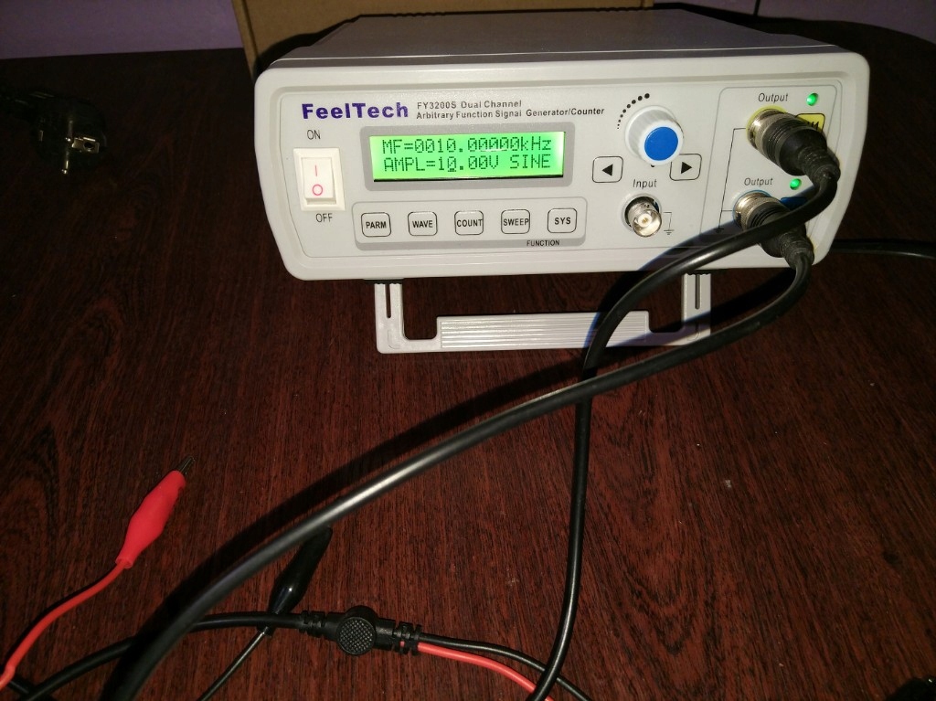 Generator funkcyjny FeelTech FY3200S jak NOWY GWAR - 7674199097 ...