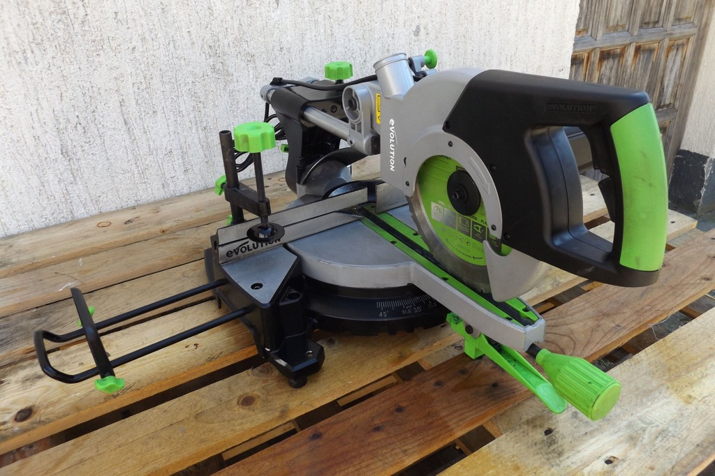 PIŁA UKOŚNICA EVOLUTION FURY 3XL 2000W 255MM POSUW - 7303025587 ...