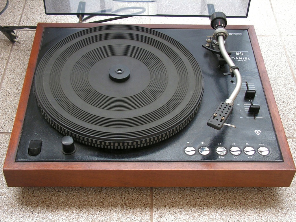Gramofon UNITRA DANIEL G-1100 fs. - 7567178116 - oficjalne archiwum Allegro