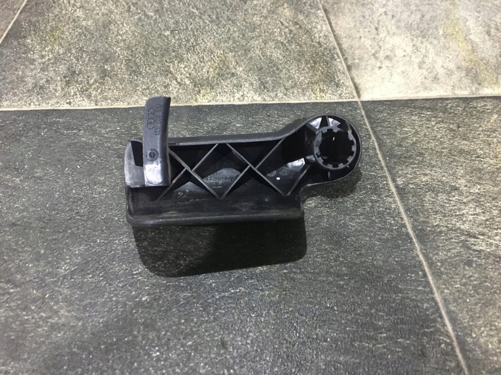 rączka otwierania maski Audi A4 A5 A6 8T1823533 - 7439148874 ...