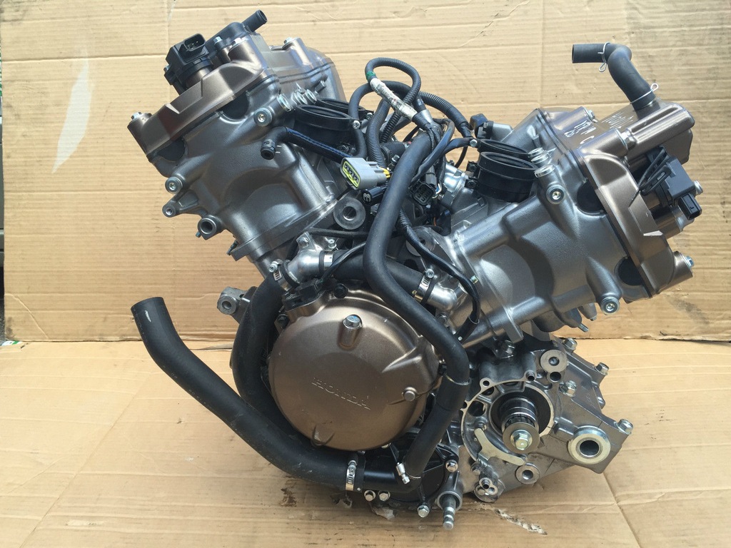 HONDA VFR800 VFR800F RC79 SILNIK MOTOR ENGINE 14R - 6782741443 ...