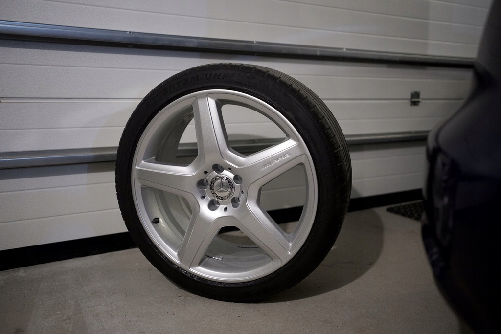 W221 W216 KOŁA ALUFELGI 8,5 9,5 AMG 20" W222 - 7085371082 - oficjalne archiwum Allegro