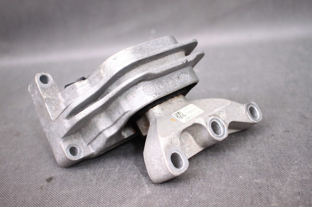 VW POLO 6R GTI 1.8 PODUSZKA SILNIKA 6C0199262D 16^ - 7434777101 ...