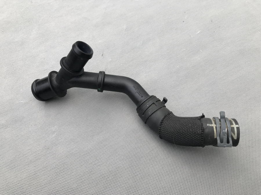 Trójnik rura wody króciec 5Q0121087B AUDI A3 8V - 6948185573 ...