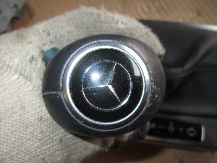 COVER HANDLE GEAR MERCEDES GLK